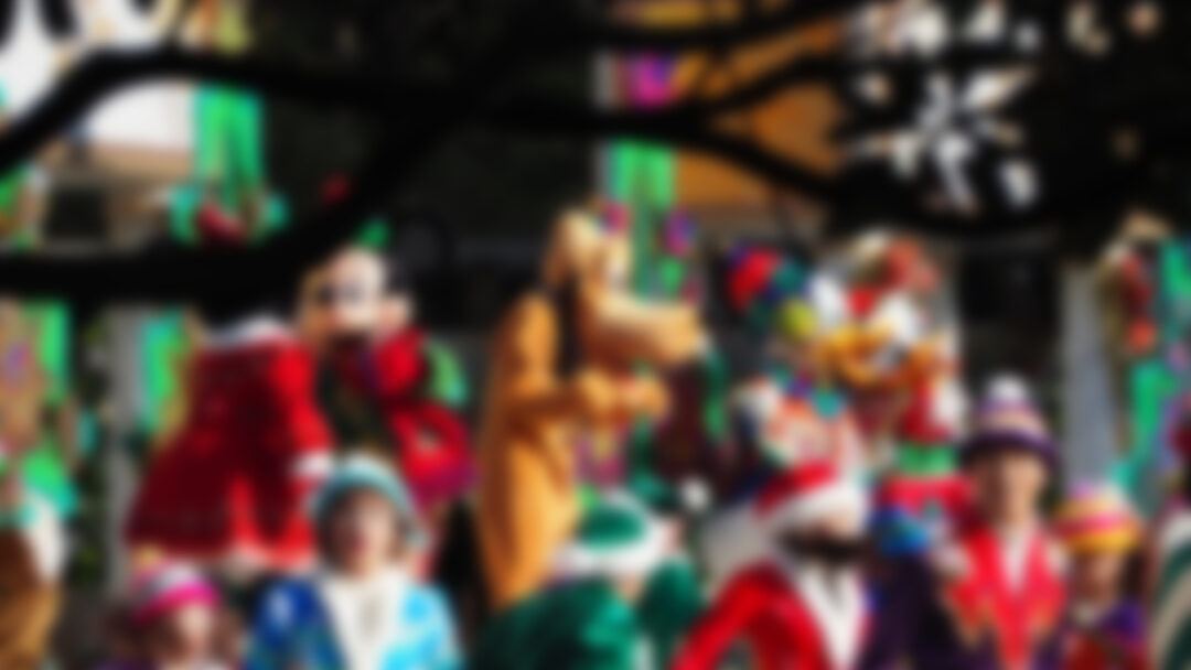 Three Injured at Disneyland’s Main Street After Pole Falls
